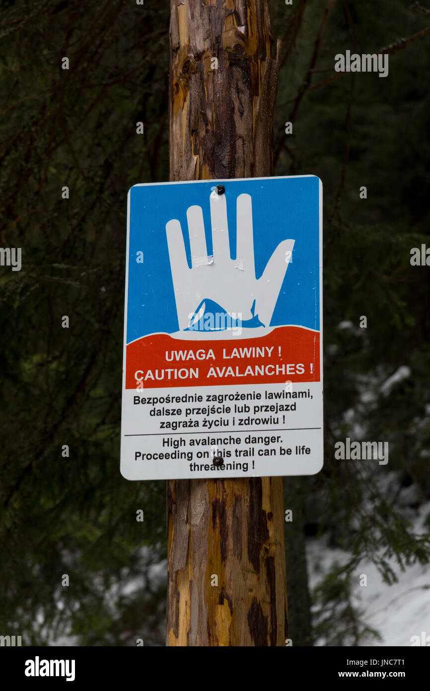 Avalanche warning sign hi-res stock photography and images - Alamy