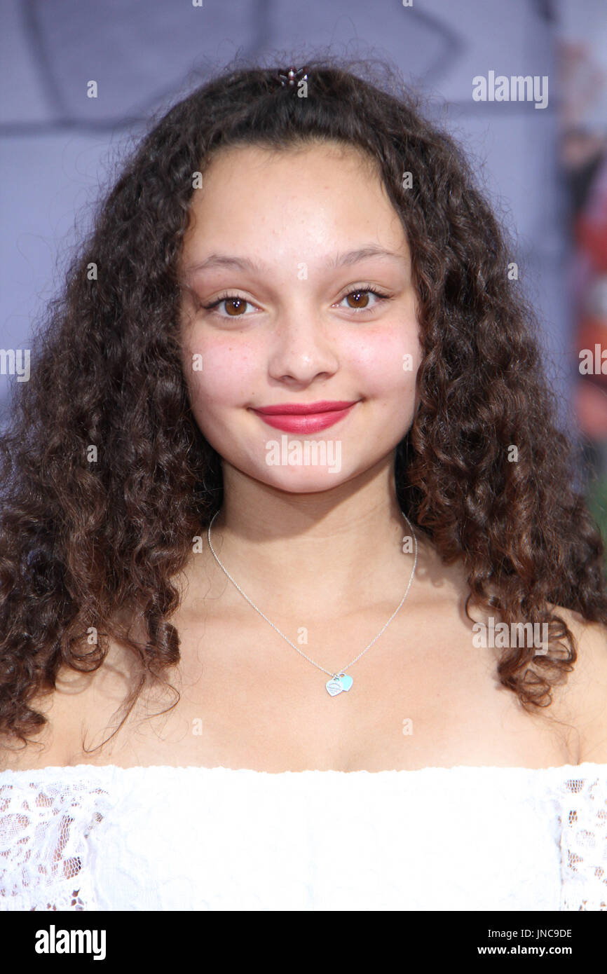 Kayla Maisonet 03/11/2014 The World Premiere of "Muppets Most Wanted ...