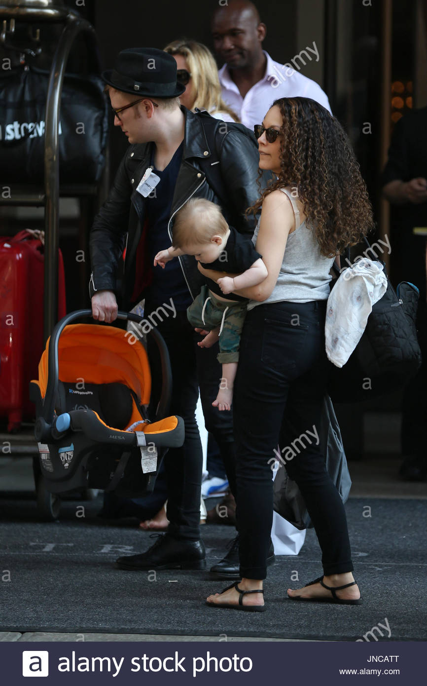 Elisa Yao And Declan Stump Stock Photos & Elisa Yao And Declan Stump ...