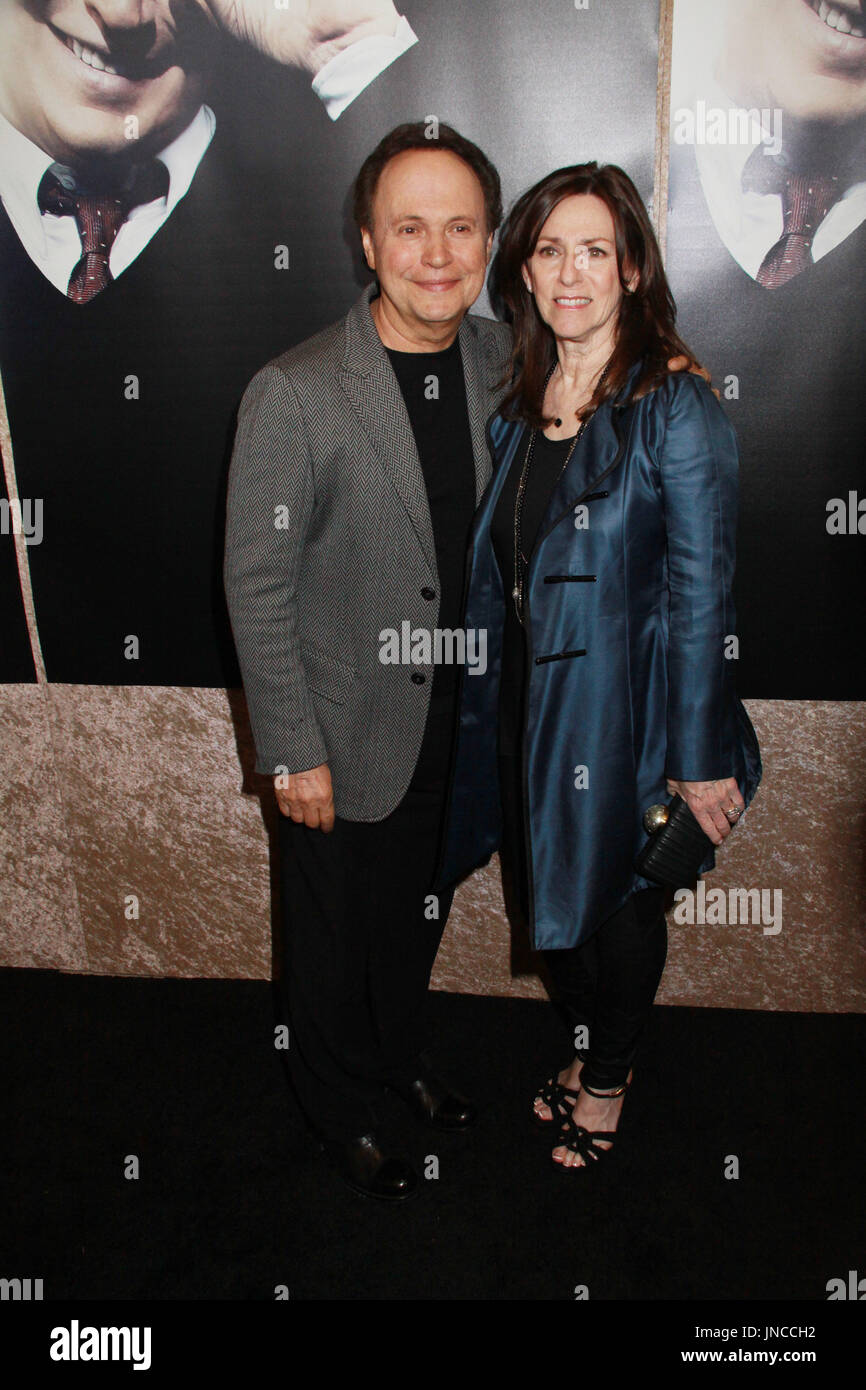 Billy Crystal, Janice Crystal 04/17/2014 HBO Premiere an exclusive ...