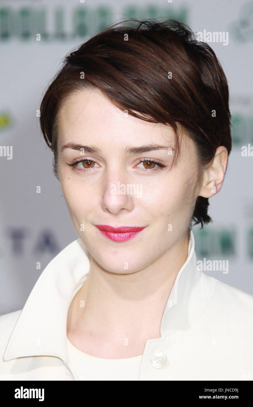 Addison Timlin 05/06/2014 "Million Dollar Arm" Premiere held at the El ...