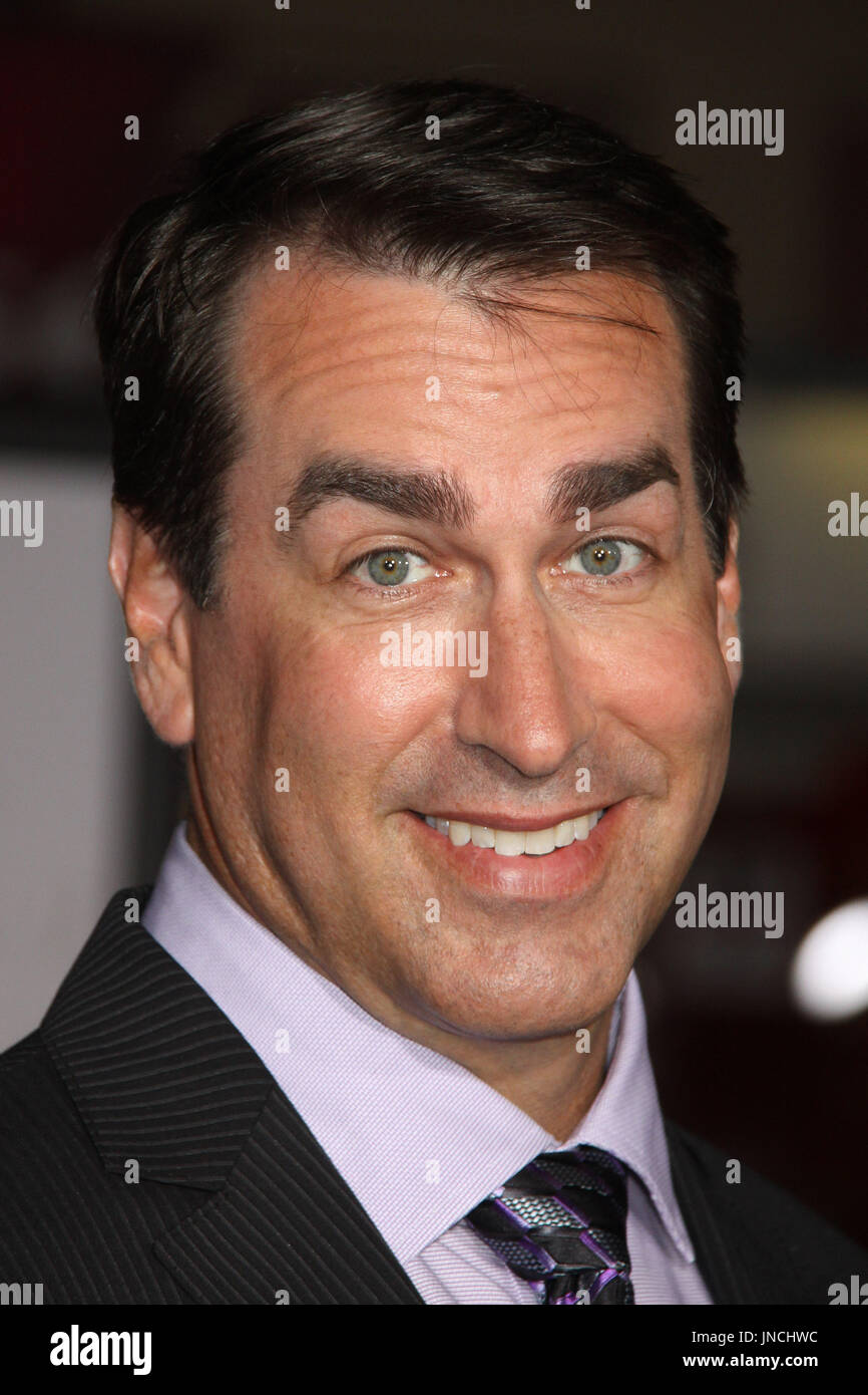 Rob Riggle 11/03/2014 "Dumb and Dumber To" Premiere held at the Regency ...