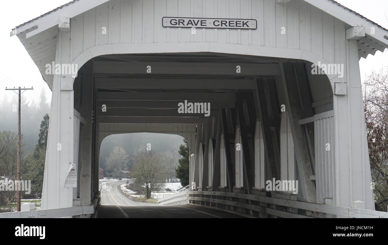 Grave Creek covered bridge Stock Photo - Alamy