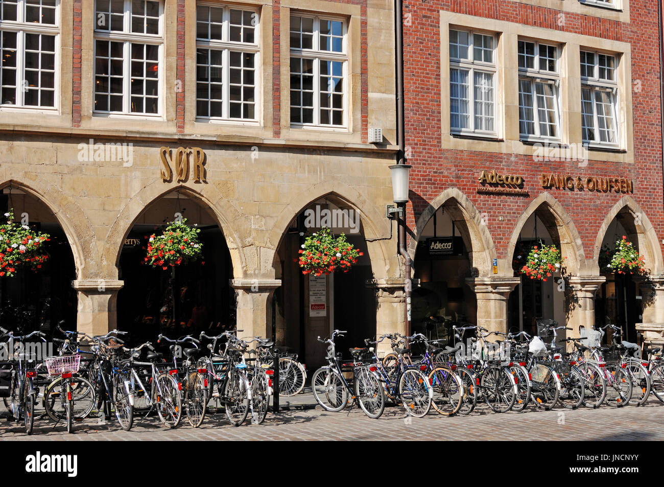 Bicycles and shops at Prinzipalmarkt, Munster, Munsterland, North Rhine ...
