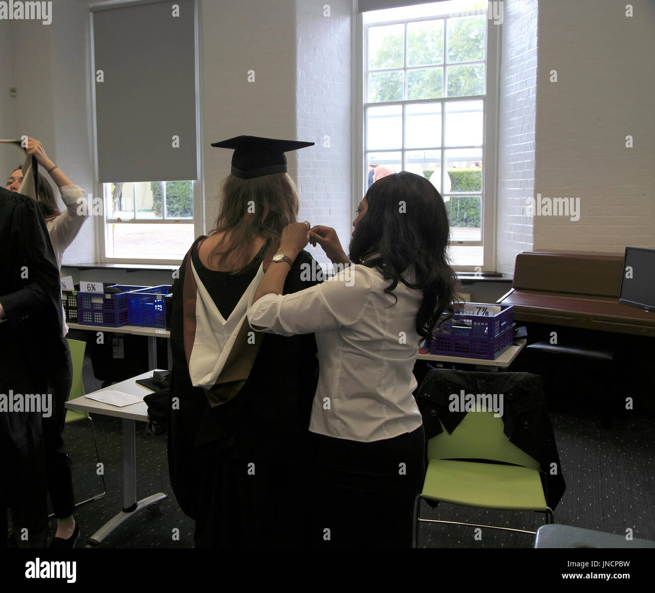 Student dressed in graduation hi-res stock photography and images - Alamy
