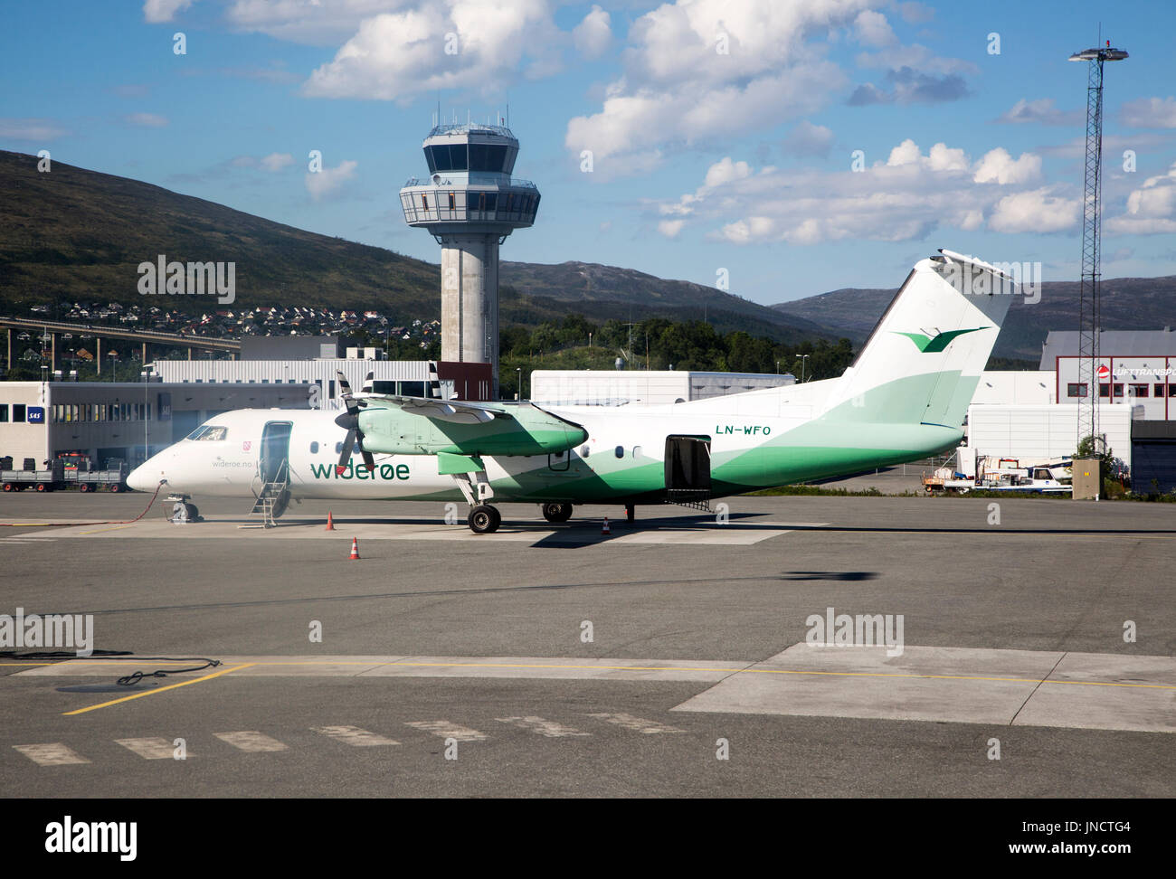 Wideroe hi-res stock photography and images - Alamy