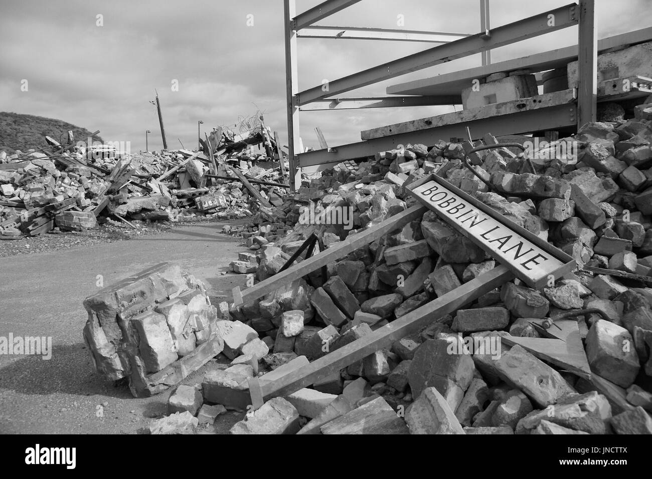 Pancake collapse hi-res stock photography and images - Alamy