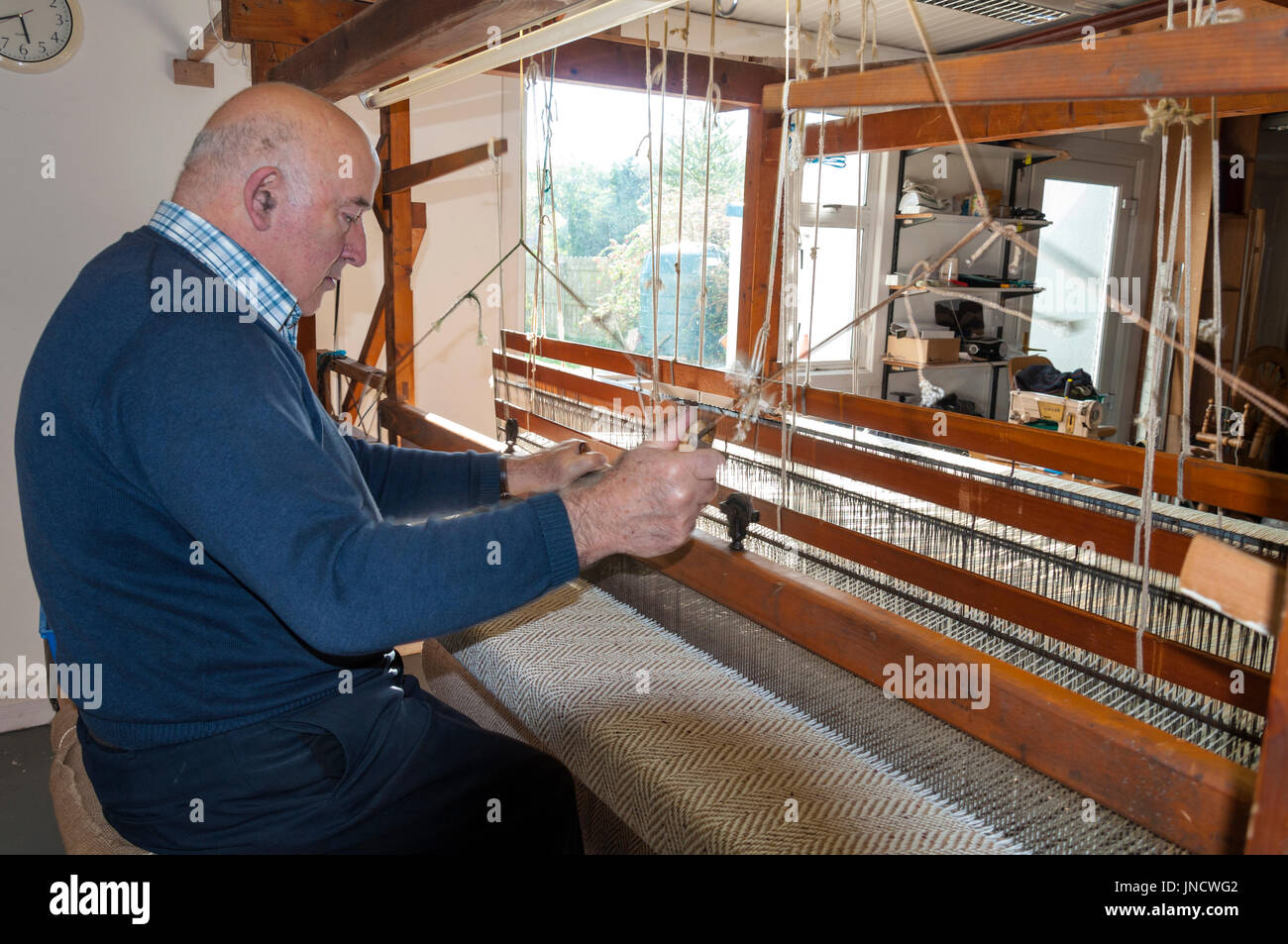 Irish traditional woollen clothing hi-res stock photography and images ...