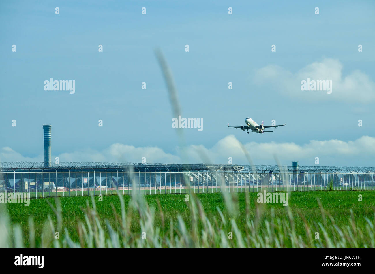 Blurred takeoff hi-res stock photography and images - Alamy