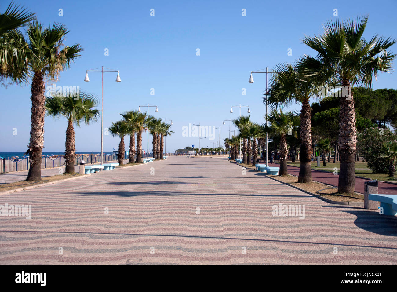 Resort lungomare lungomare hi-res stock photography and images - Alamy