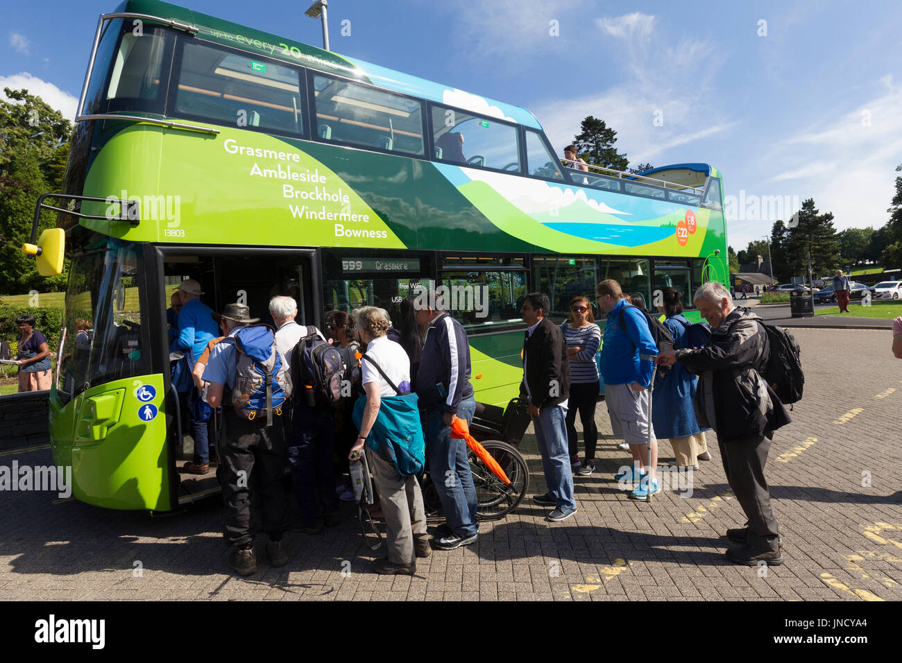 Stagecoach lakesider open top bus hi-res stock photography and images ...