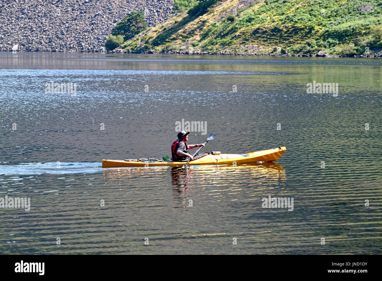 Male canoeist hi-res stock photography and images - Alamy