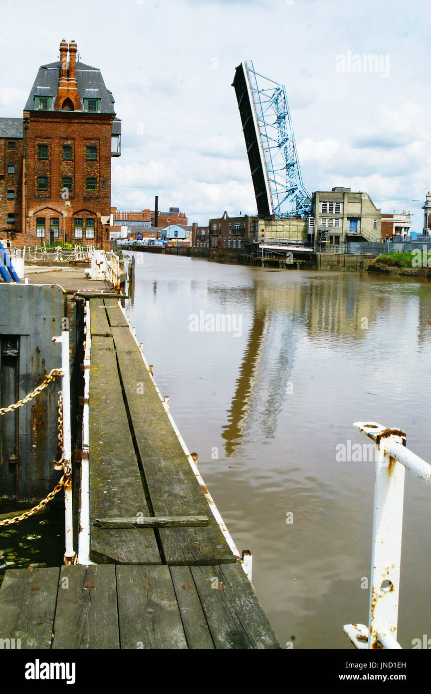 Kingston upon hull river hi-res stock photography and images - Alamy