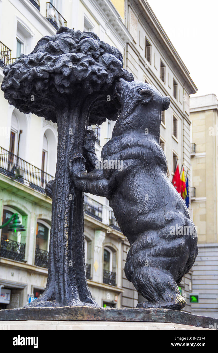 The Statue of the Bear and the Strawberry Tree from Madrid the capital ...