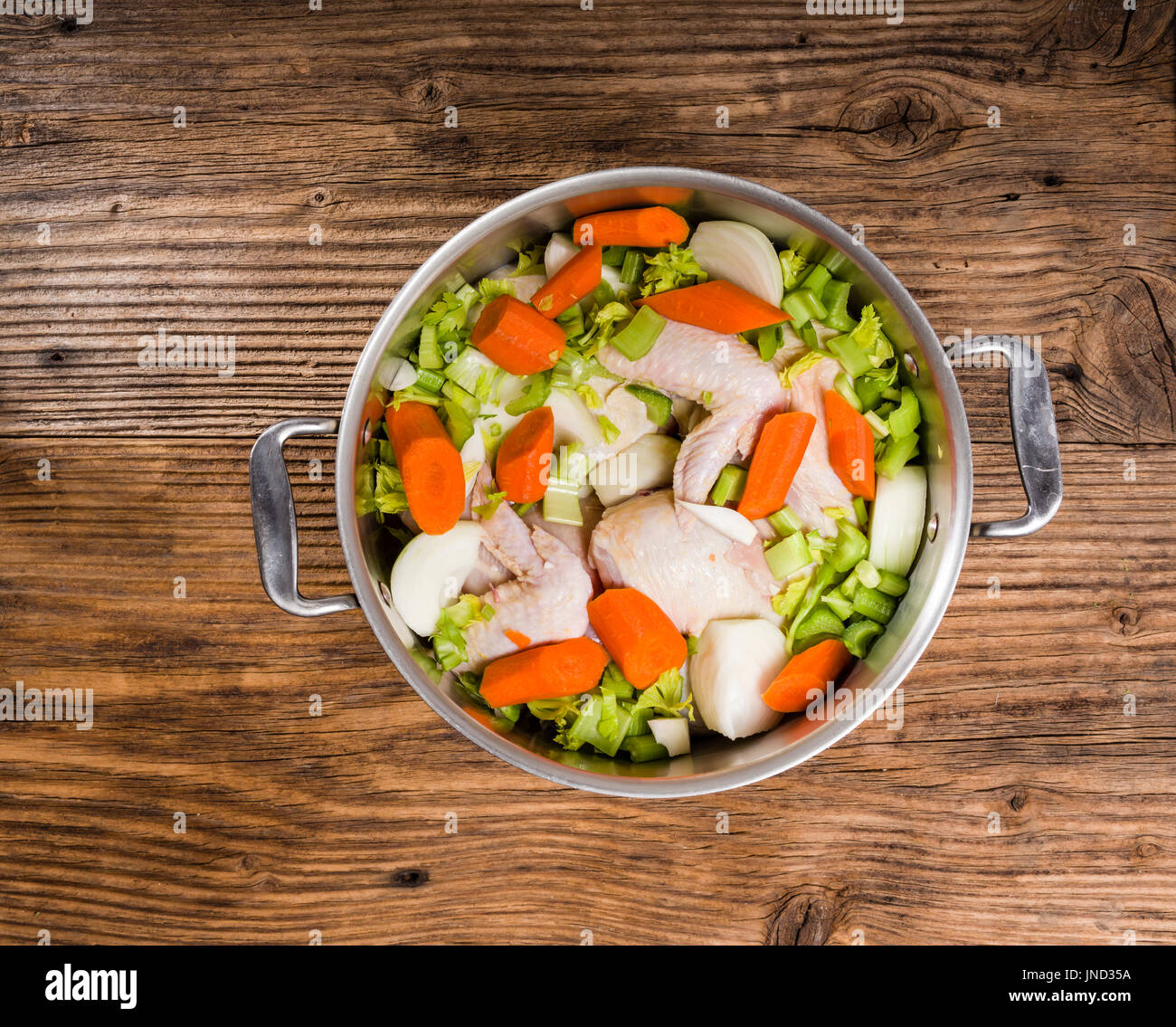 Chicken stock container hi-res stock photography and images - Alamy