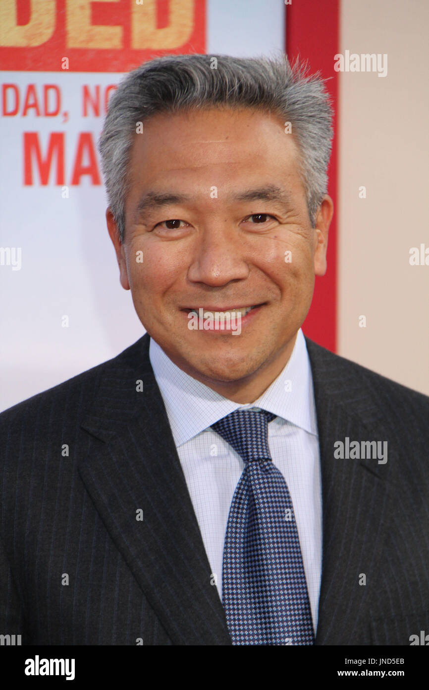 Kevin Tsujihara 05/21/2014 Los Angeles premiere of "Blended" held at ...