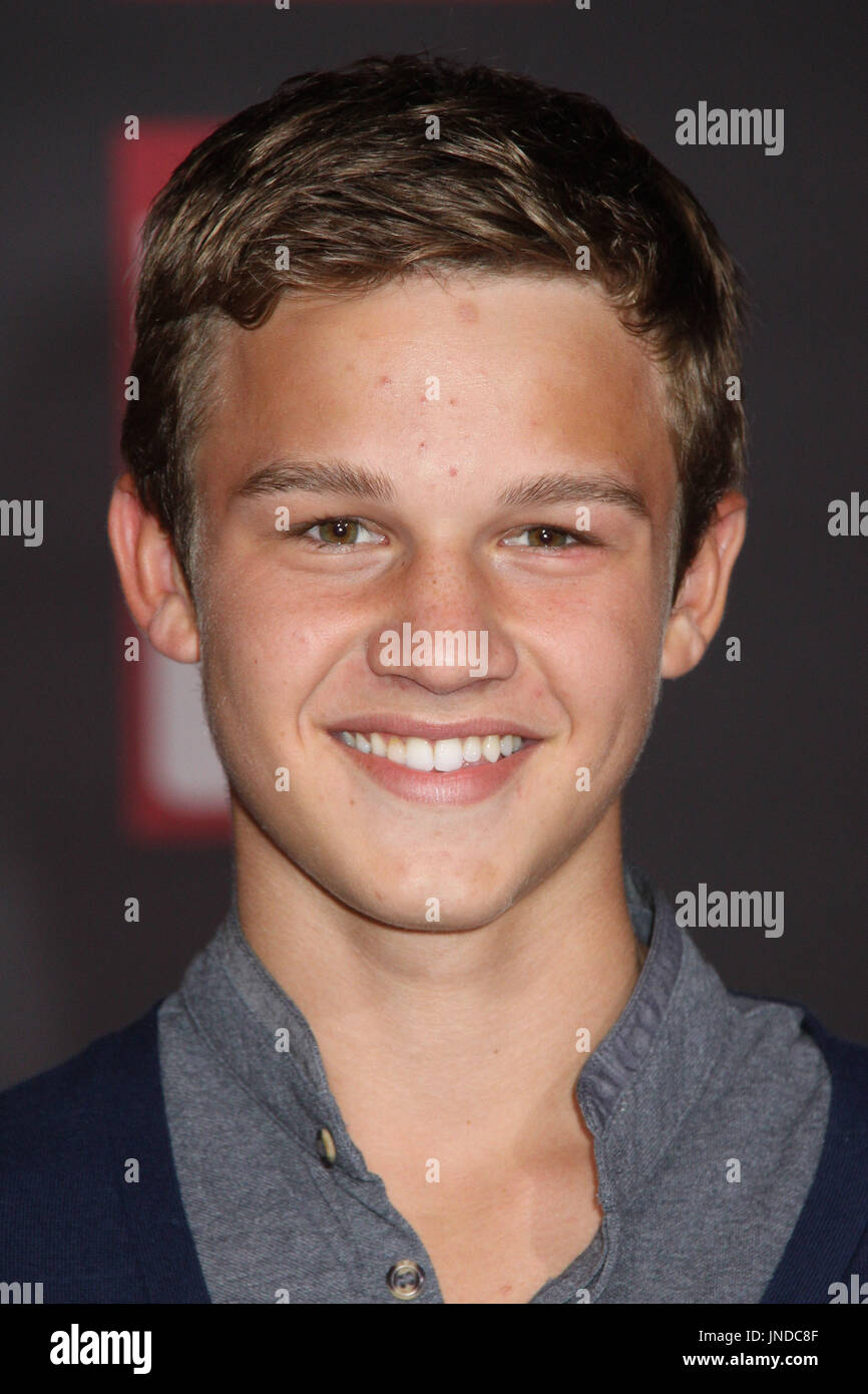 Gavin MacIntosh 11/04/2014 "Big Hero 6" Premiere held at the El Capitan ...
