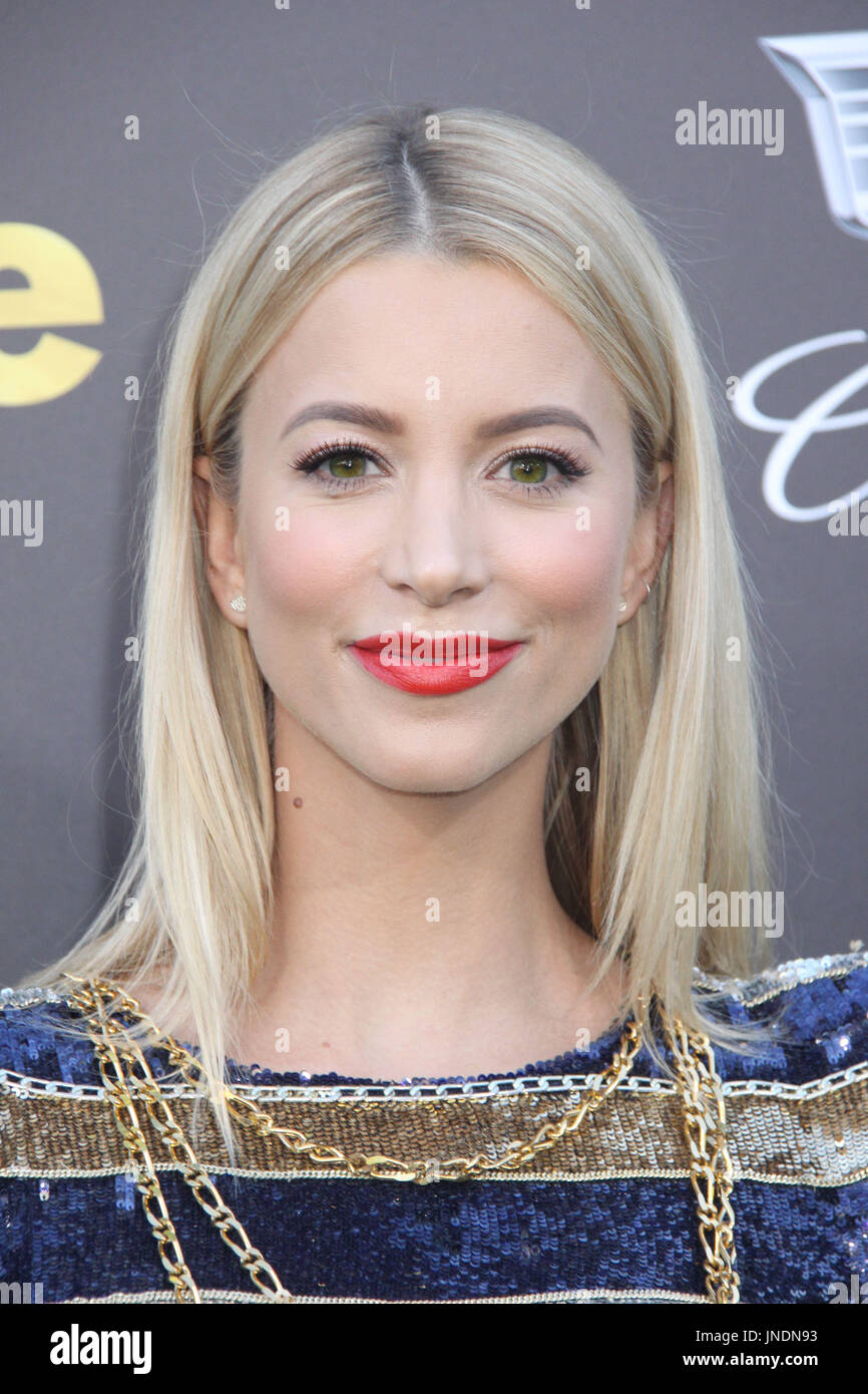 Sabina Gadecki 06/01/2015 "Entourage" Premiere held at the Regency ...