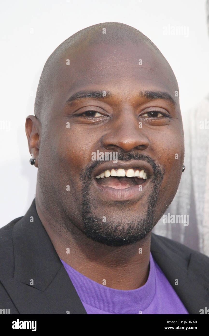 Marcellus Wiley 06/01/2015 "Entourage" Premiere held at the Regency ...