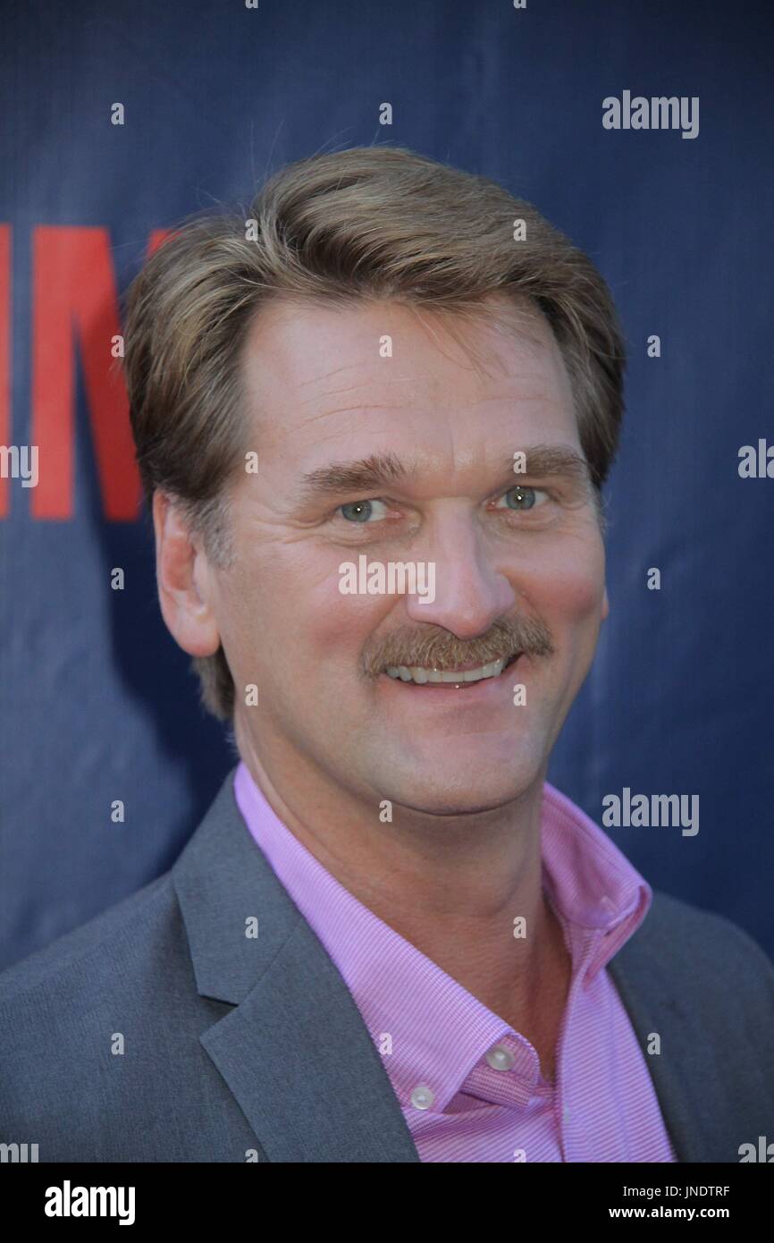 Pete Gardner 08/10/2015 CBS, the CW and Showtime 2015 TCA Party at ...