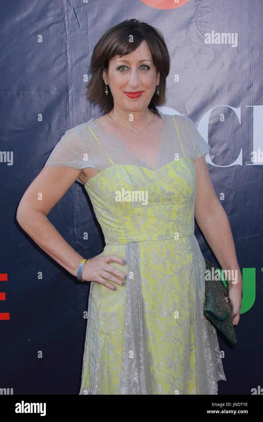 Beth Hall 08/10/2015 CBS, the CW and Showtime 2015 TCA Party at Pacific ...