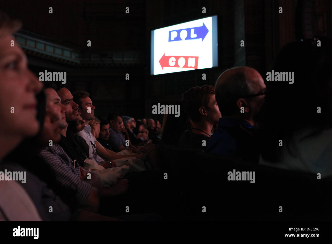 Celebrities arguing with pundits hi-res stock photography and images ...