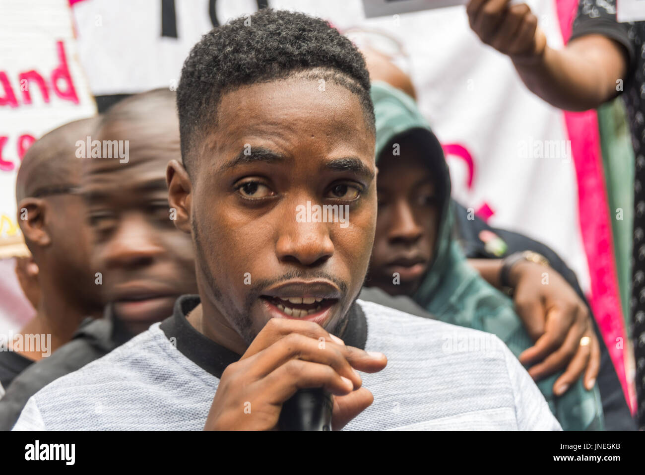 The family rashan charles hi-res stock photography and images - Alamy