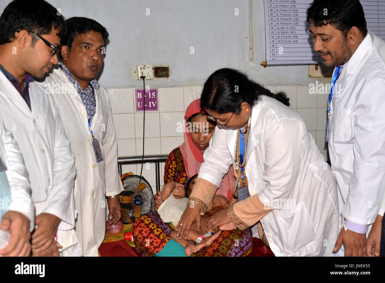 Bangladeshi doctors hi-res stock photography and images - Alamy