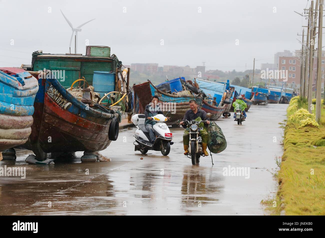 Fuqing, China's Fujian Province. 30th July, 2017. Fishing boats are ...