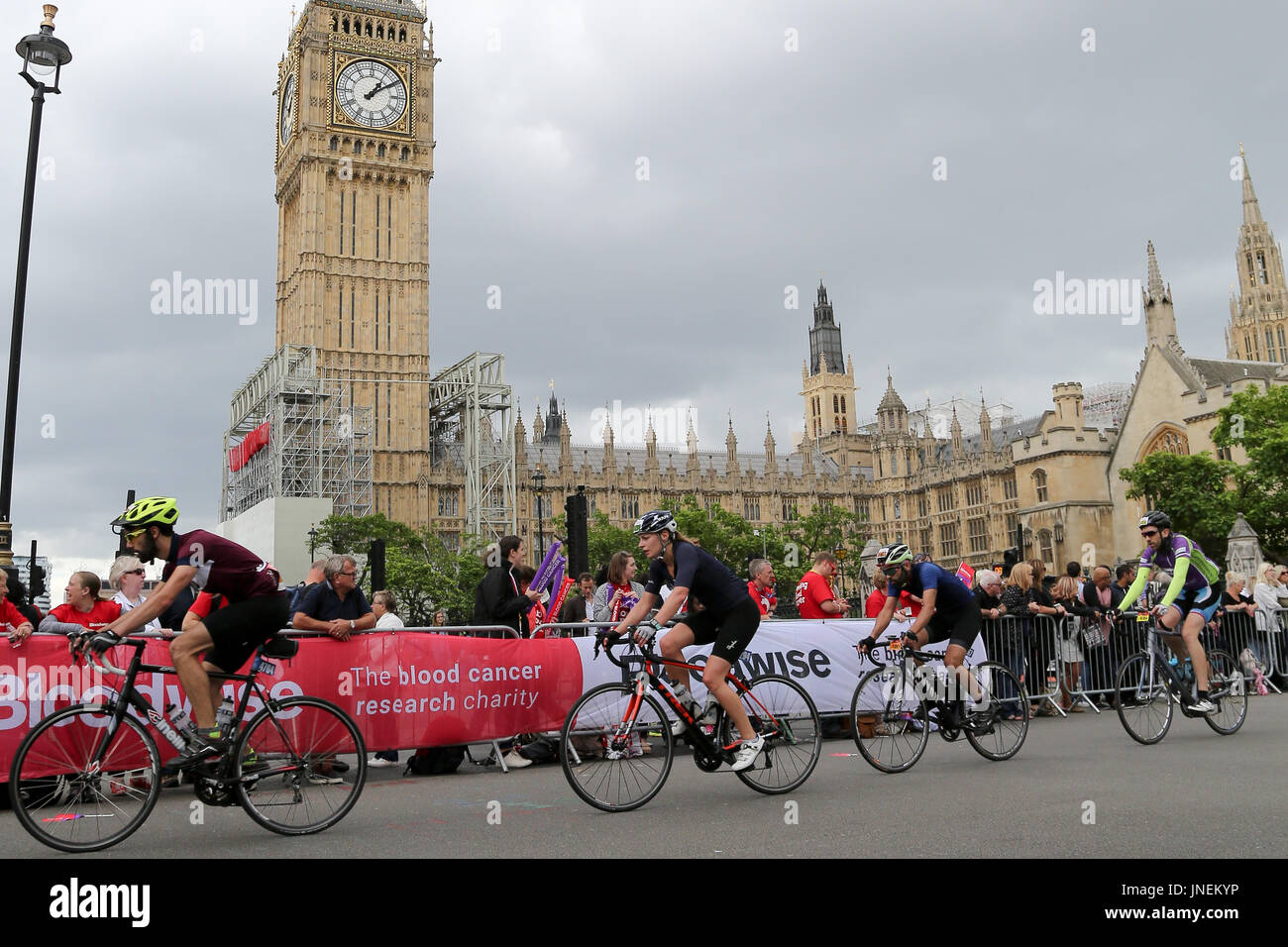 London, UK. 30th July, 2017. Riders passes Big Ben in the Prudential ...