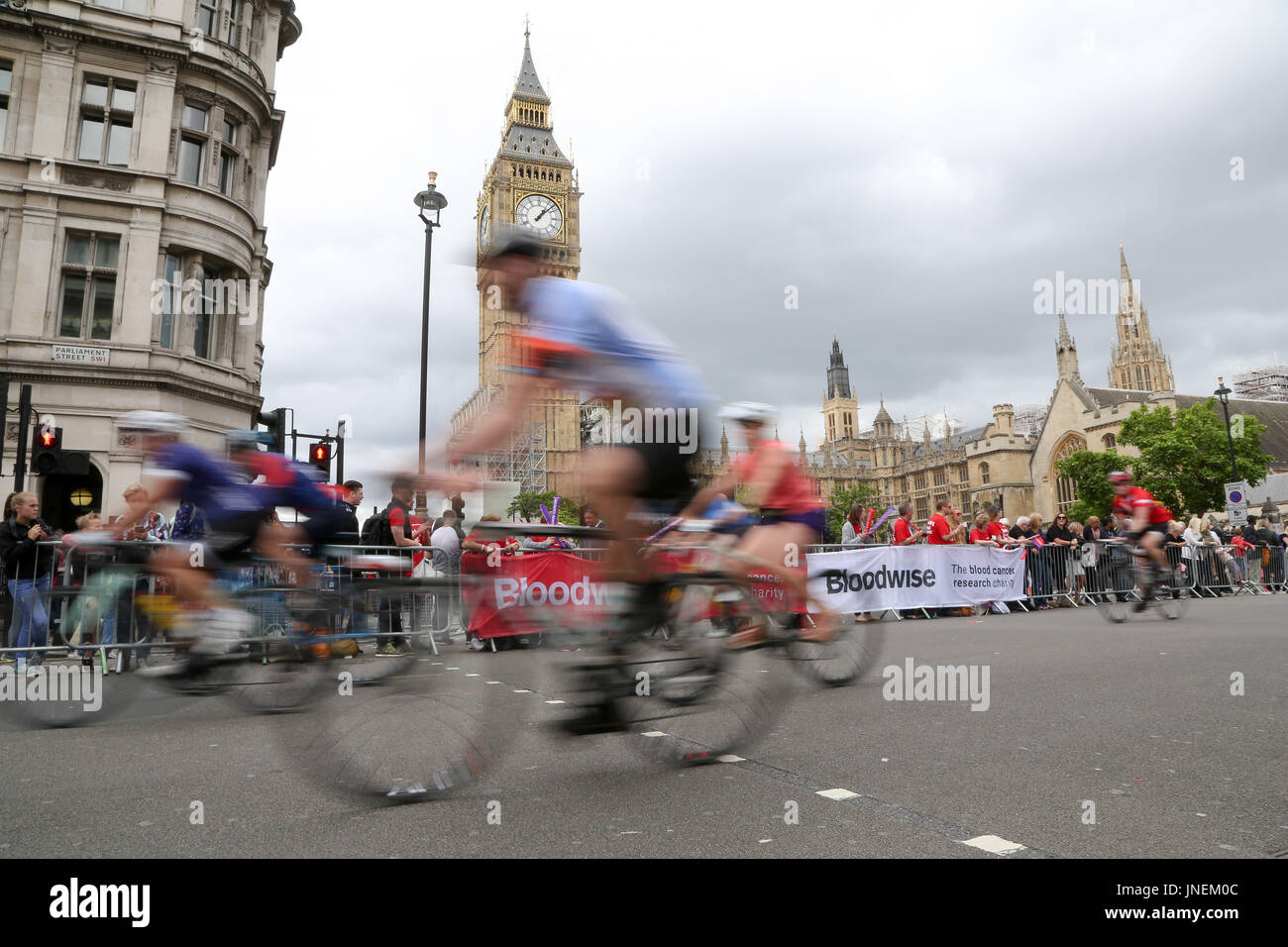 London, UK. 30th July, 2017. Riders passes Big Ben in the Prudential ...