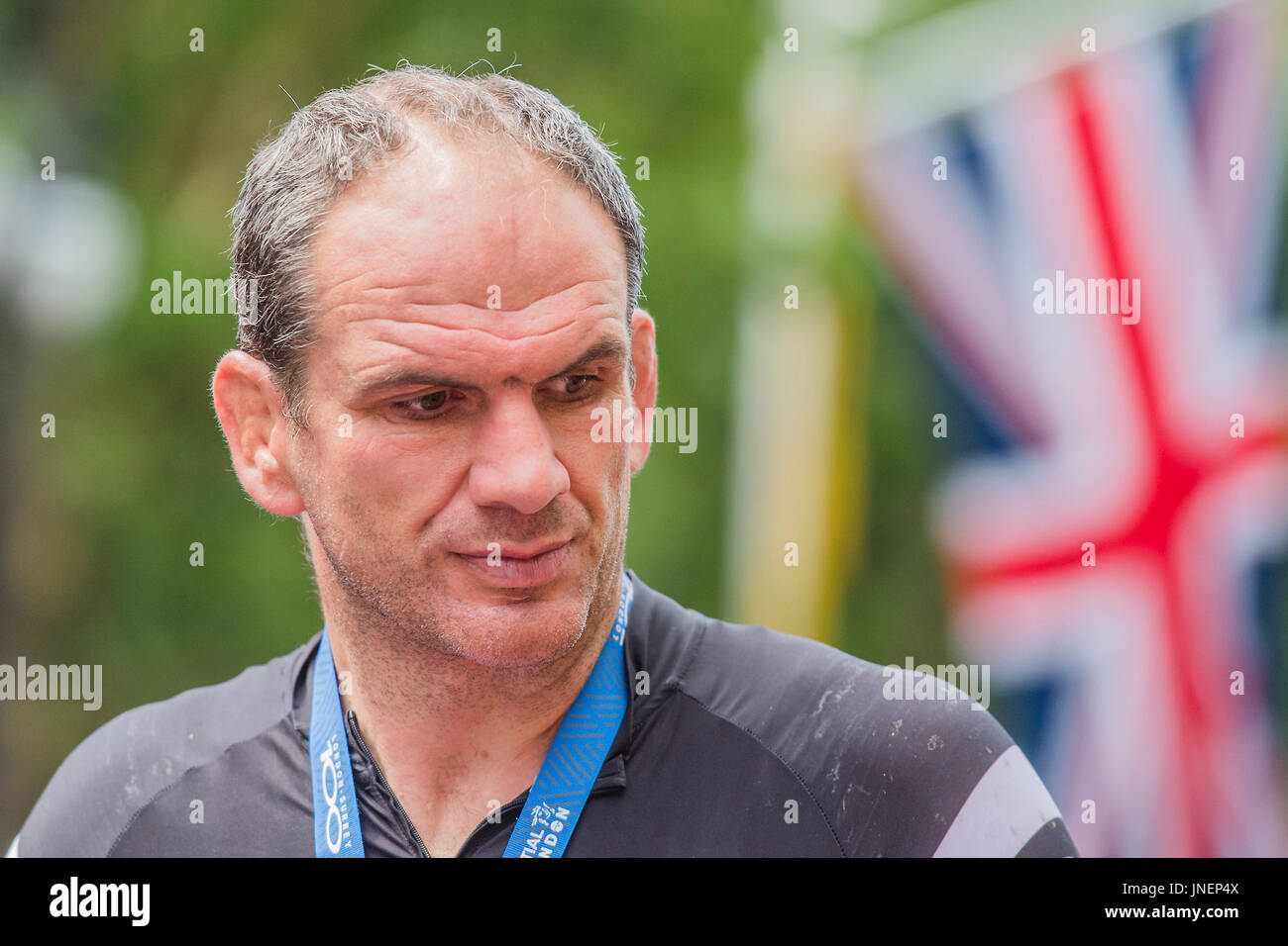 Martin johnson rugby hi-res stock photography and images - Alamy