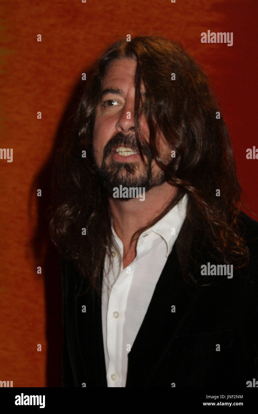 Dave Grohl, Jordyn Blum 09/20/2015 The 67th Annual Primetime Emmy ...