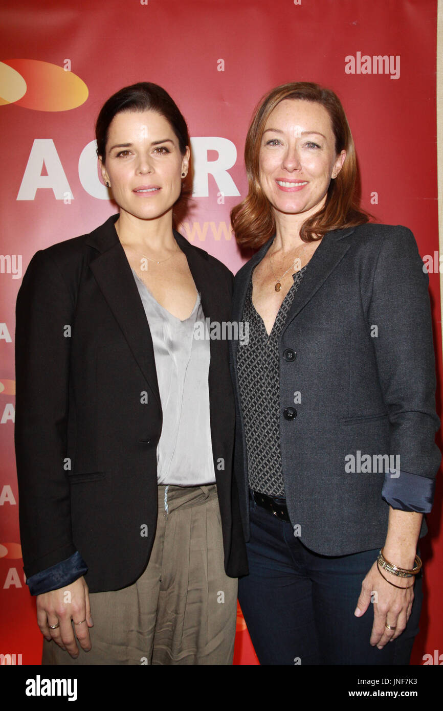 Neve Campbell, Molly Parker 2016/01/31 2016 ACTRA National Award of ...