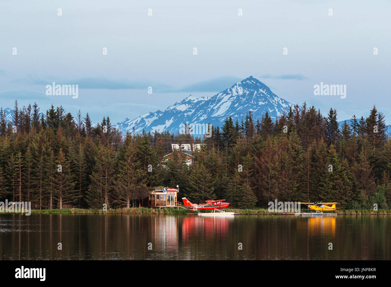 Beluga Lake, Homer, Kenai Peninsula, Alaska, USA Stock Photo - Alamy