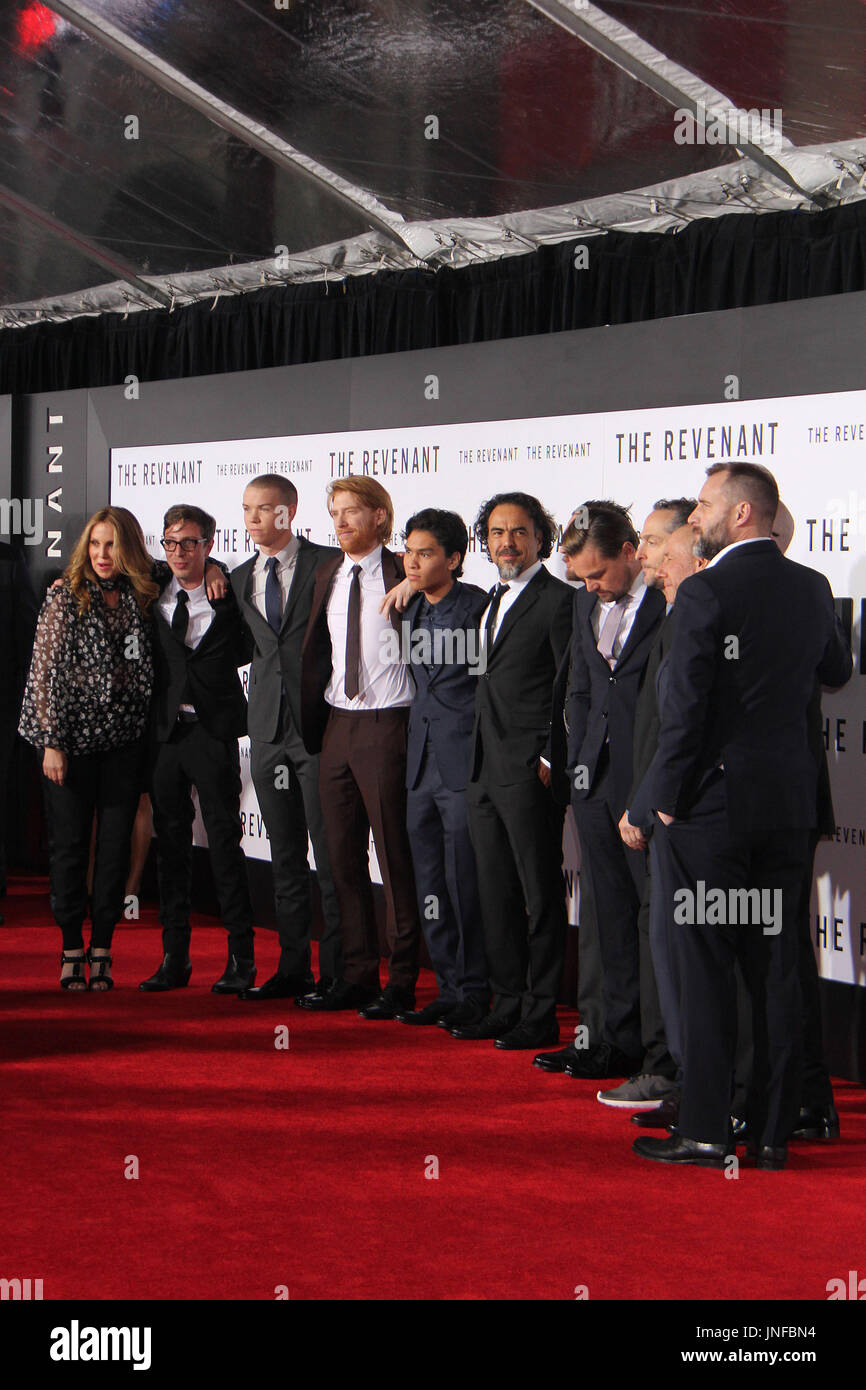 Domhnall Gleeson, Tom Hardy, Grace Dove, Leonardo DiCaprio, Alejandro ...