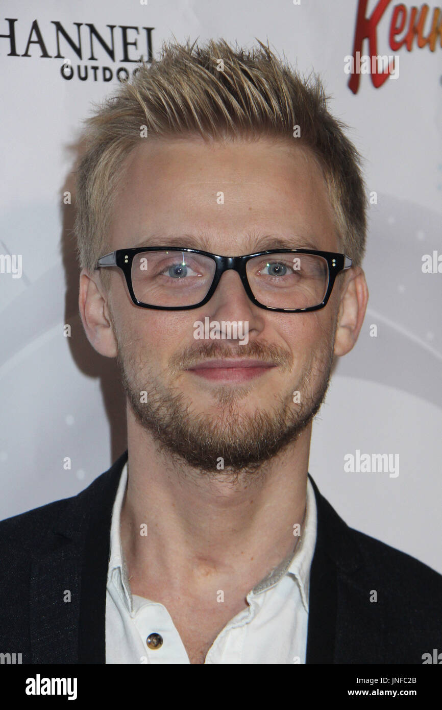 Anthony Fedorov 12/23/2015 The OC Christmas Extravaganza Concert and ...