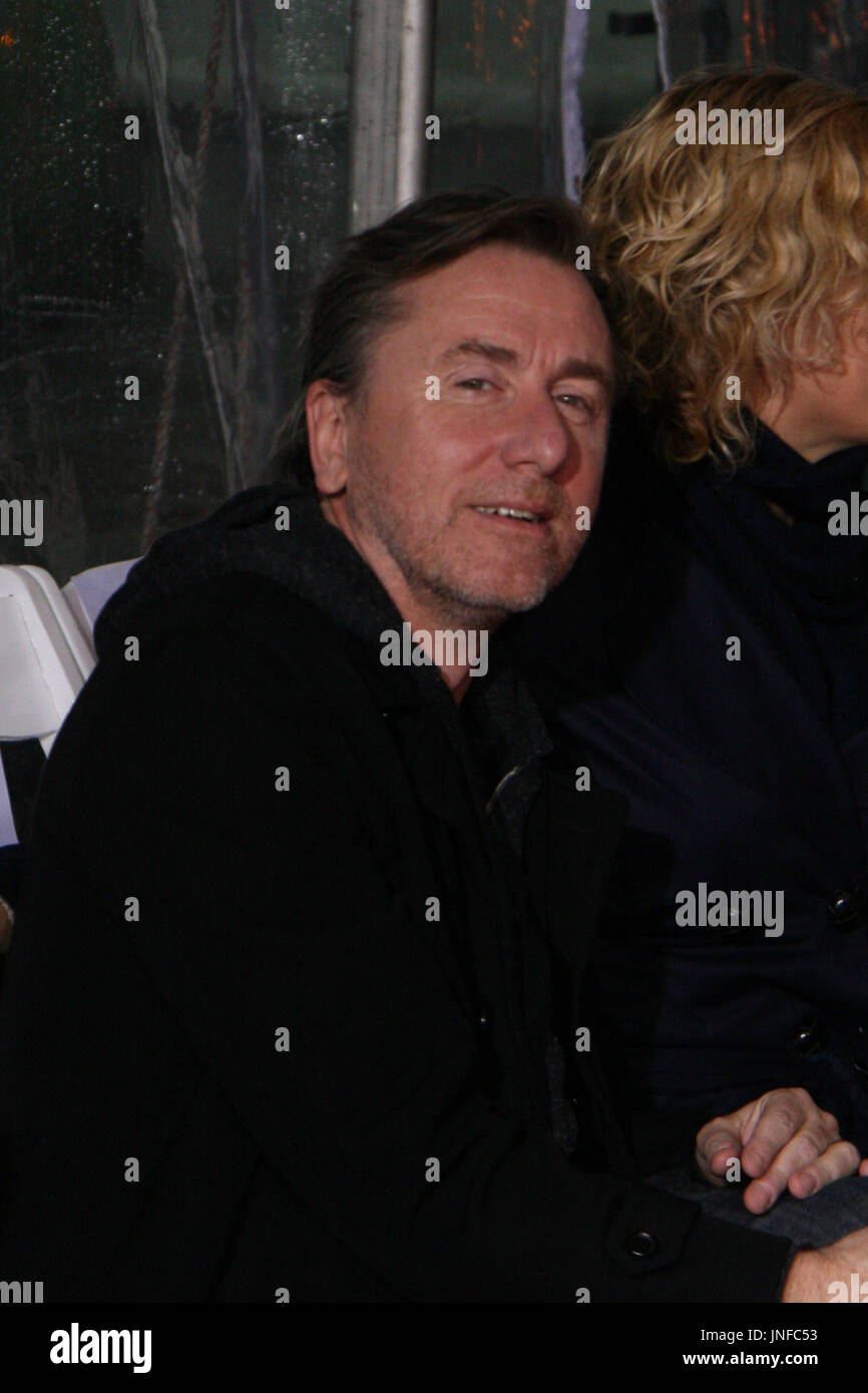 Tim Roth, Zoe Bell 01/05/2016 Quentin Tarantino Hand & Footprint ...