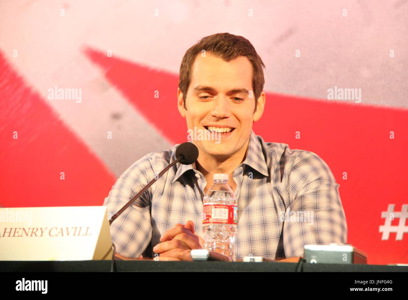 Henry Cavill 03/18/2016 "Batman v Superman: Dawn of Justice" Press ...