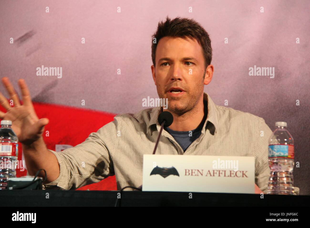 Ben Affleck 03/18/2016 "Batman v Superman: Dawn of Justice" Press ...