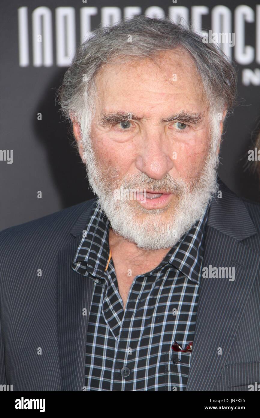 Judd Hirsch 06/20/2016 The Red Carpet Screening of "Independence Day ...