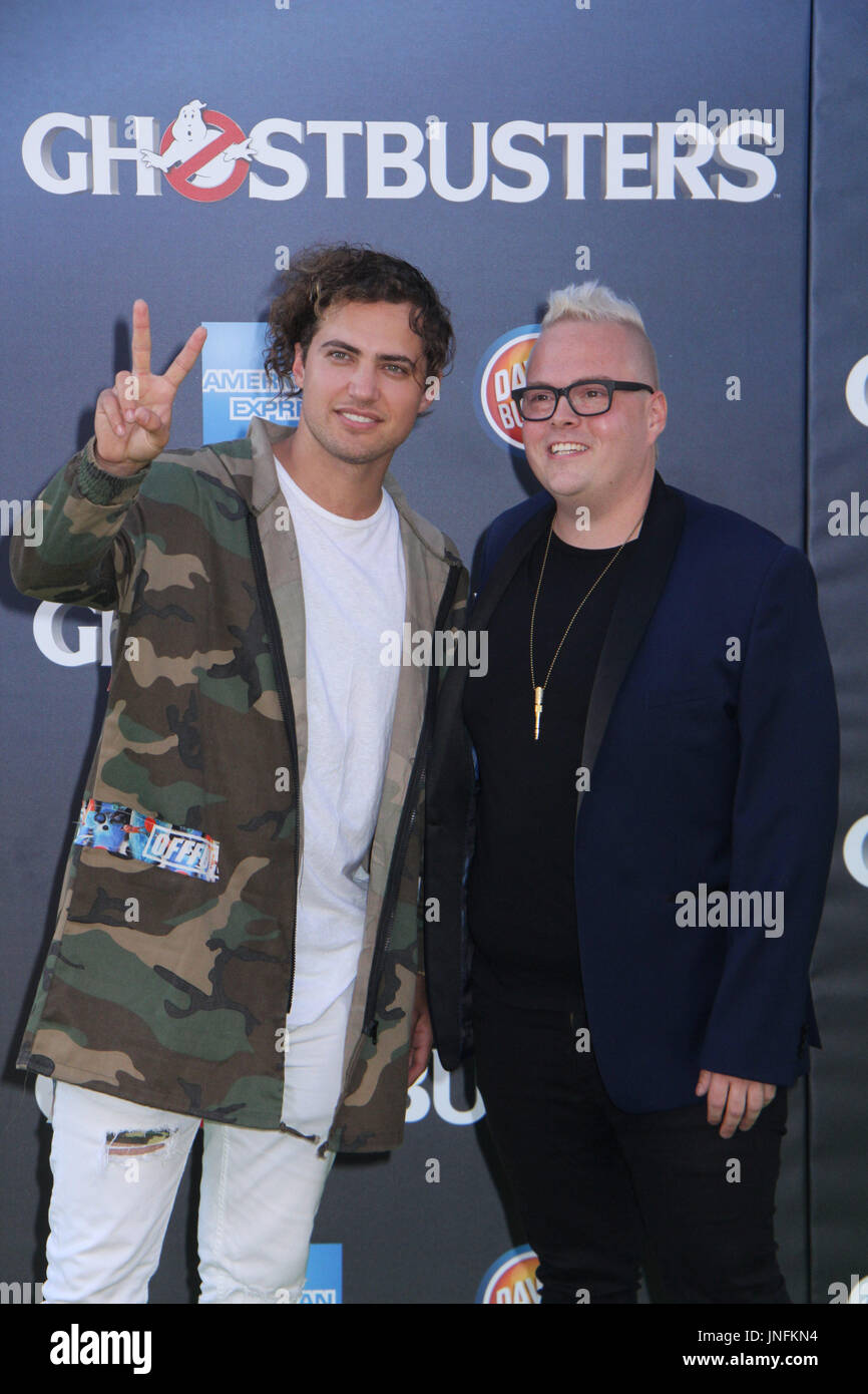 Walk the Moon, Kevin Ray, Sean Waugaman 07/09/2016 The Los Angeles ...