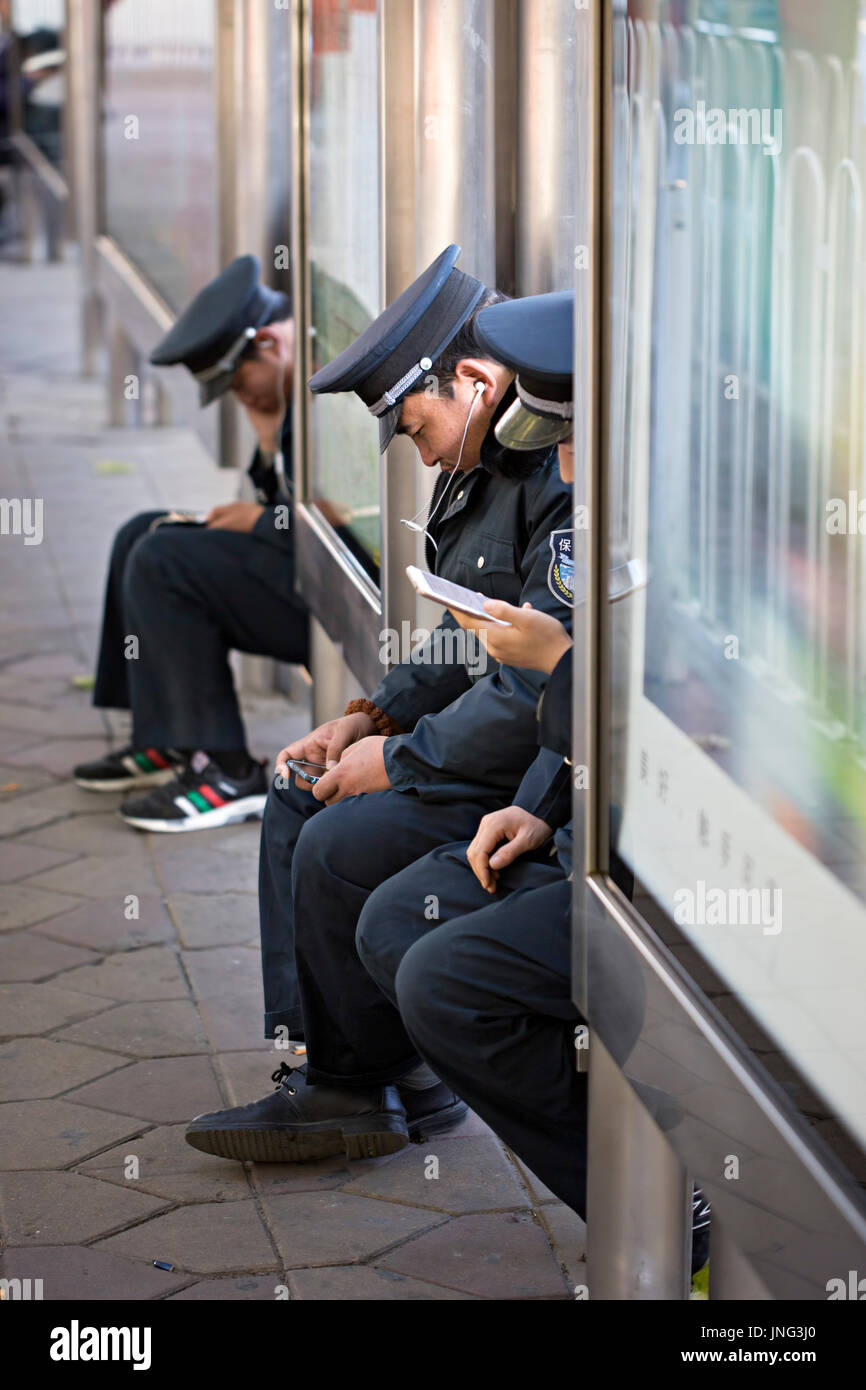 Chinese military policemen hi-res stock photography and images - Alamy