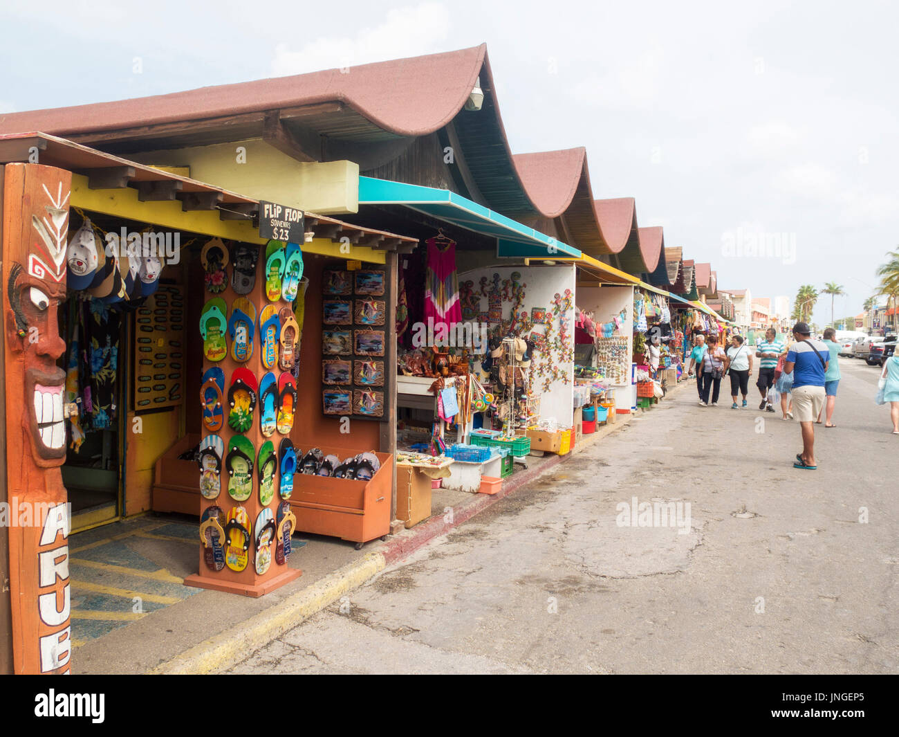 tourist market In Oranjestad , Aruba Stock Photo - Alamy