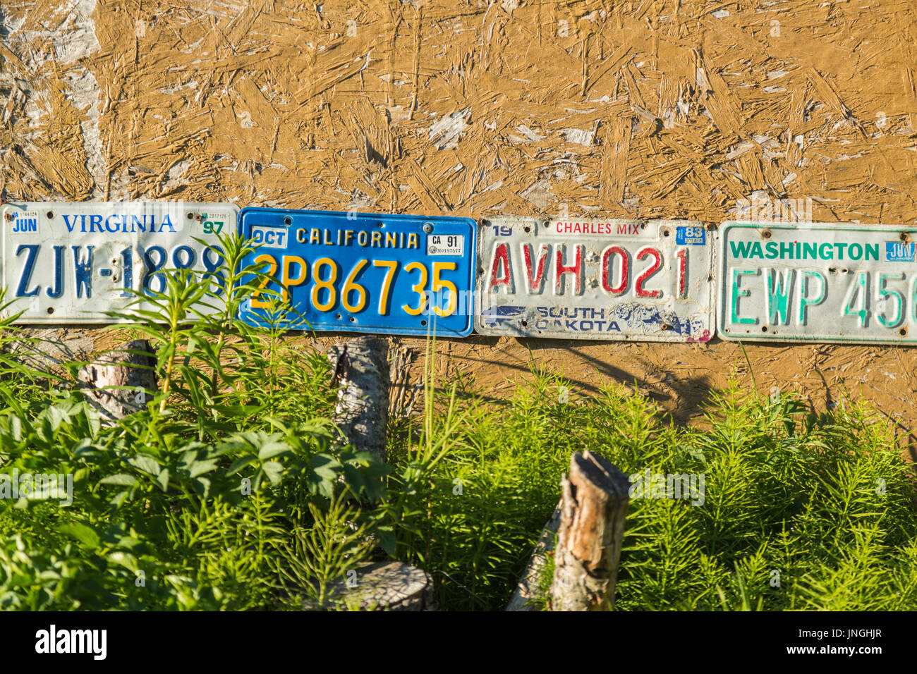 Old american number plates hi-res stock photography and images - Alamy