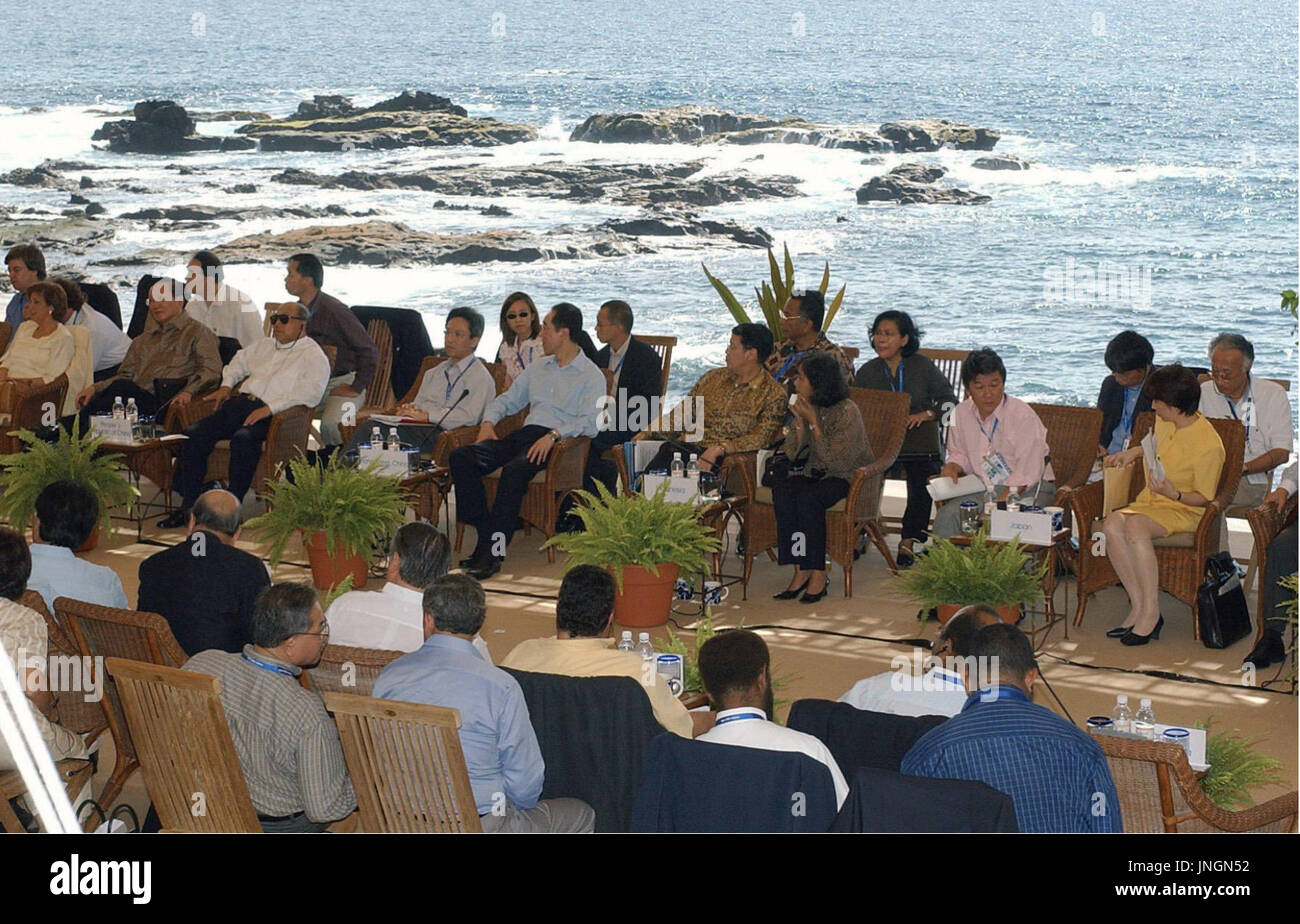 LOS CABOS, Mexico - Asia-Pacific Economic Cooperation (APEC) ministers ...