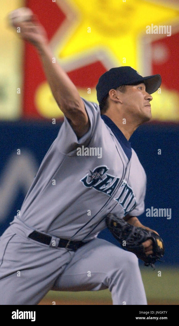 SAN DIEGO, United States - Closer Kazuhiro Sasaki picks up his 15th ...