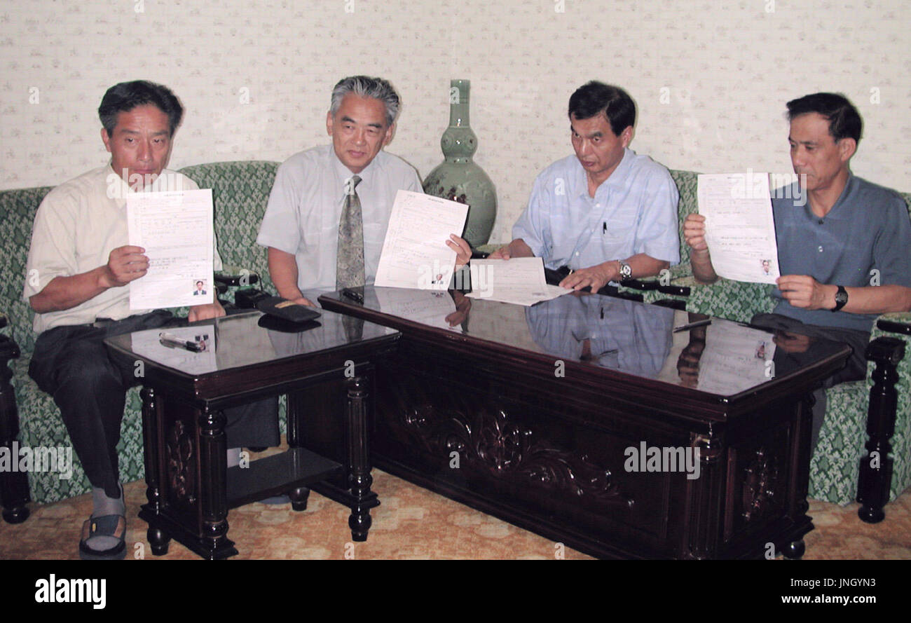 PYONGYANG, North Korea - Former members of the Red Army Faction who ...