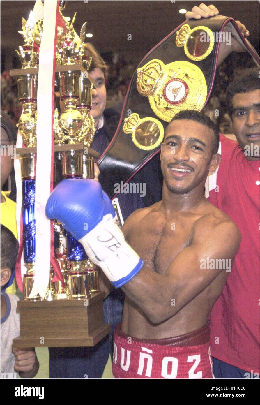 OSAKA, Japan - Venezuelan Alexander Munoz, the champion of the World ...