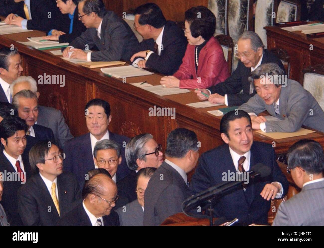 TOKYO, Japan - Prime Minister Junichiro Koizumi (R) and members of his ...